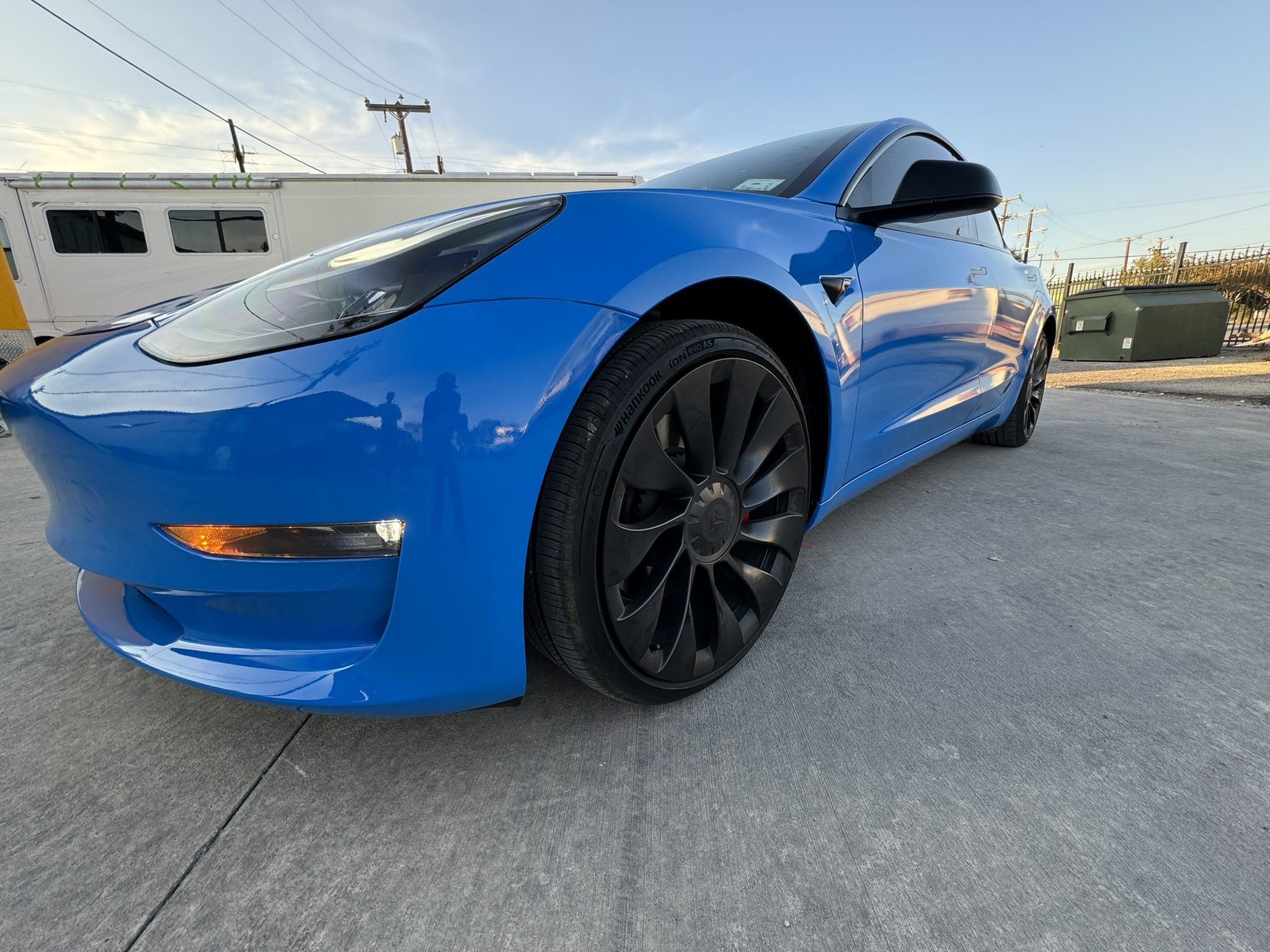 Tesla Wraps - MC WRAPS, INC.